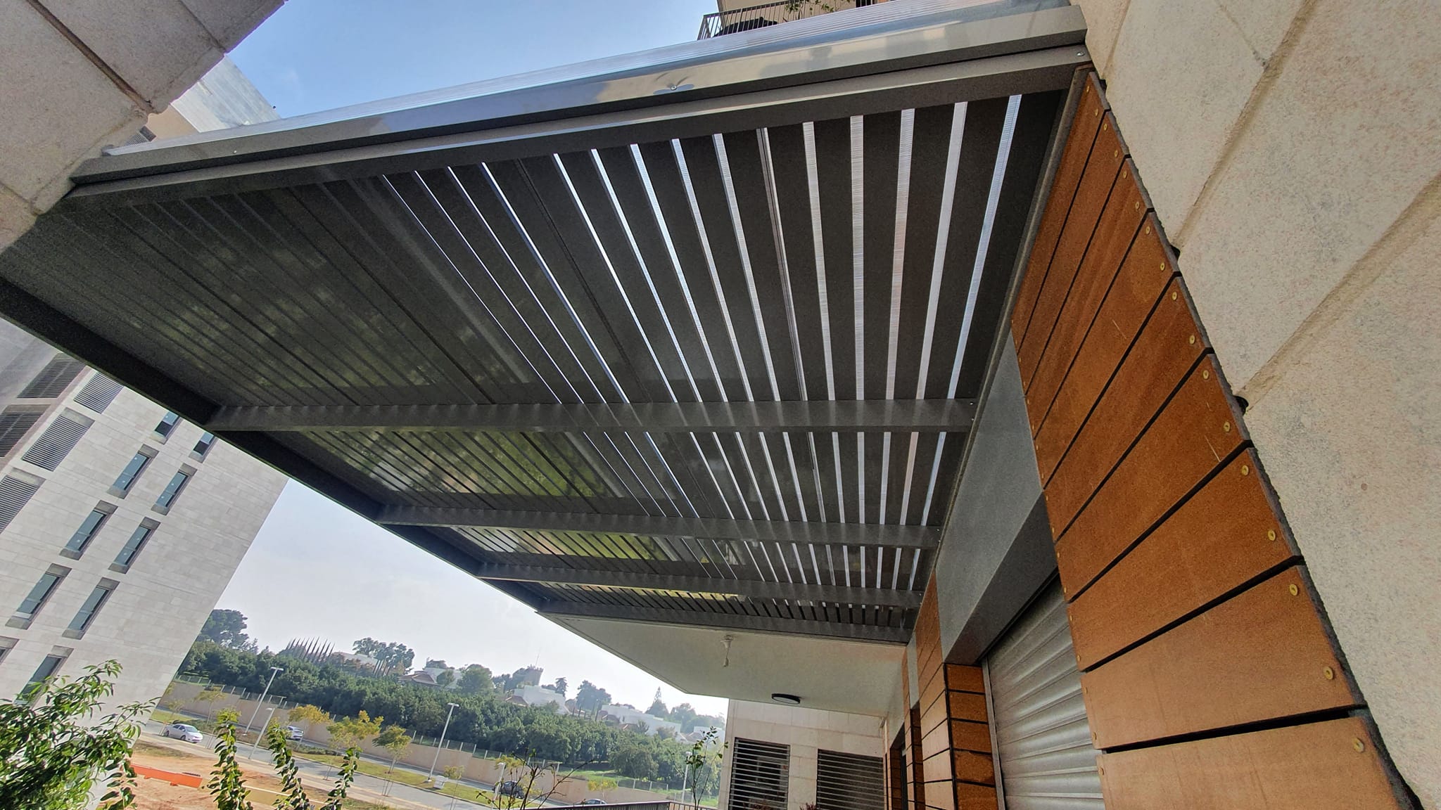 arcdb • פרגולות אלומיניום במבצע סוף עונה