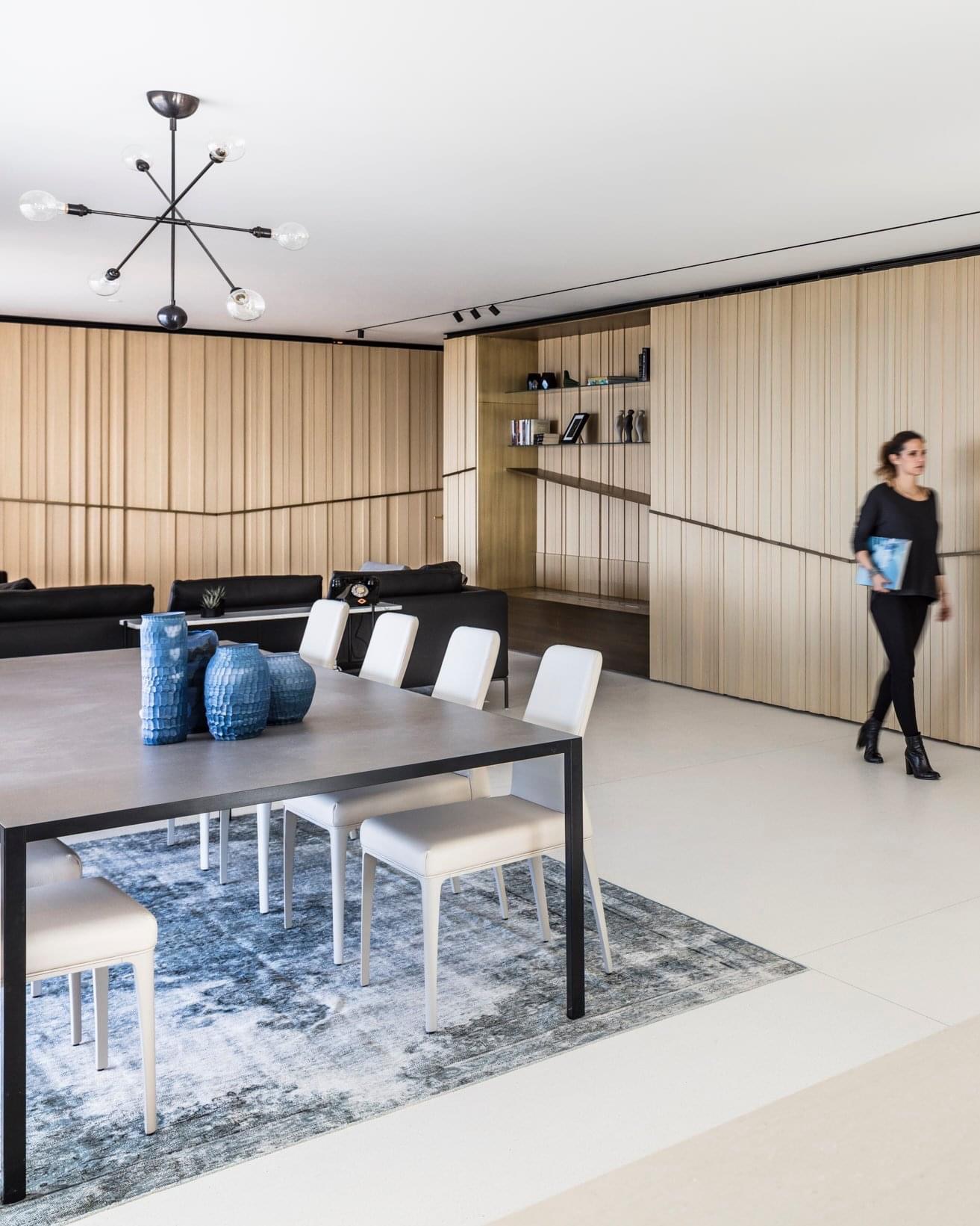 arcdb • נתניה:300 מ"ר מול הים