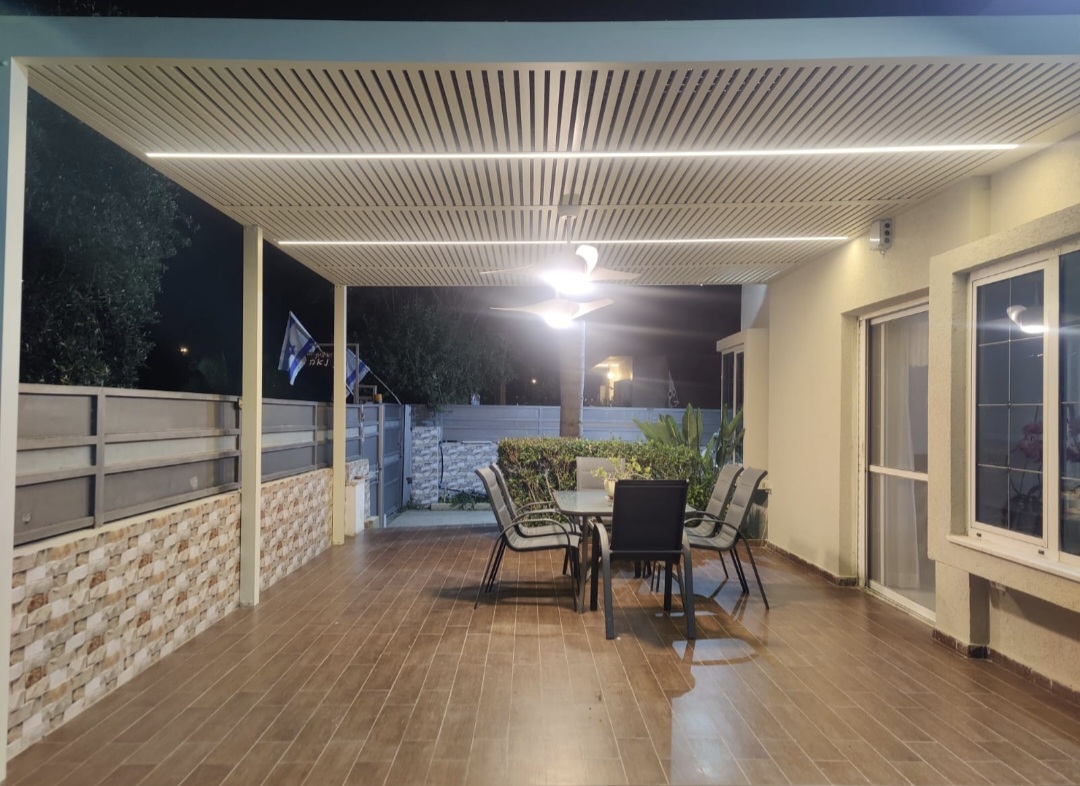 arcdb • פרגולות אלומיניום